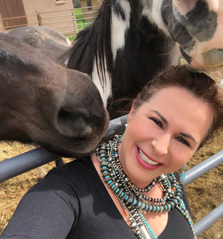 About – Nizhoni Traders Bead Company